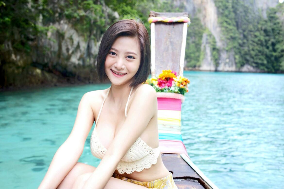 พลอยลี่ Nuttamon เปิดวาร์ป นางแบบ หน้าหมวย หุ่นแจ่ม งานดี 18+