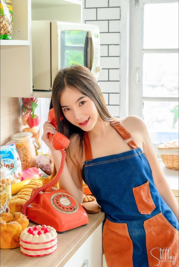 Mildsasi แจกวาร์ป น้อง มาย นางแบบ ชุดนักศึกษา น้องใหม่ Cup E 18+