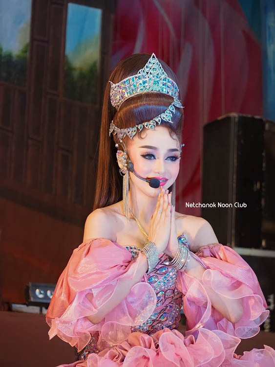 นุ่น ดำดง เปิดวาร์ป ลิเก สายฮา ดาว tiktok คนดังที่โซเชียลยกให้ว่าฮอตสุด