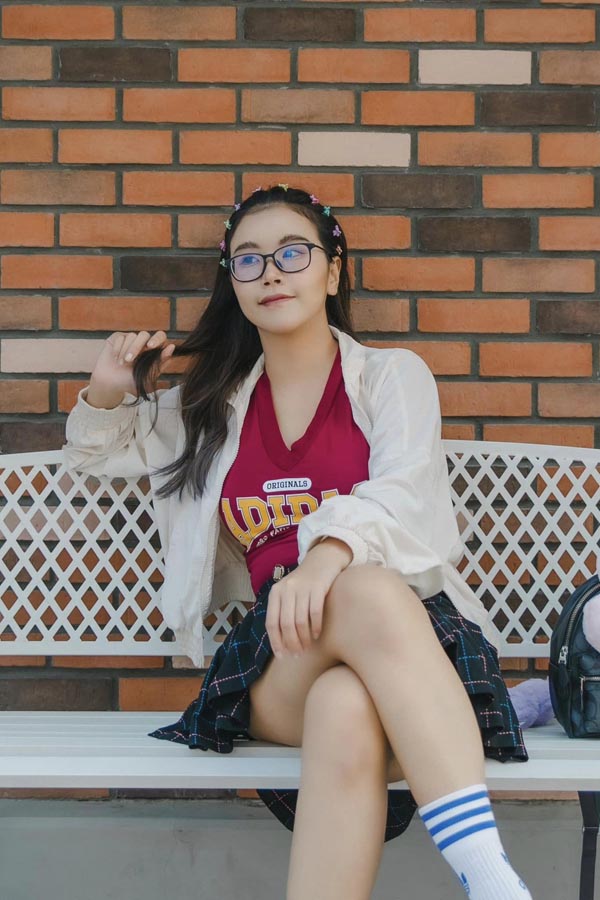 Nook Yolo แจกวาร์ป นุ๊ก ปนิสรา สาวแว่น Onlyfans คอนเทนต์ เซ็กซี่ 18+